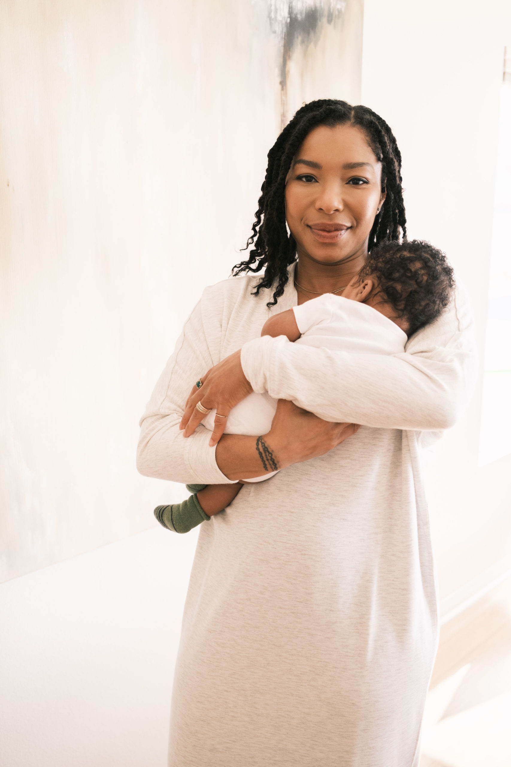 Writer & Actress Simone Shepherd – Babe by Hatch